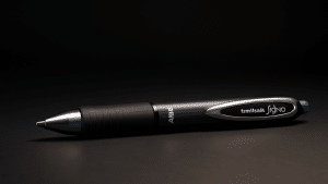 Best Non-Smudge Pens For Left-Handers (2026 Tested)
